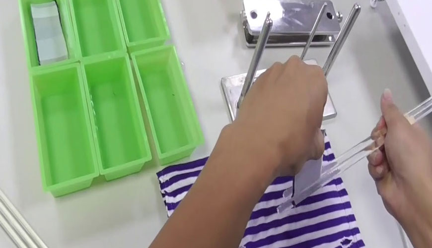 AATCC 116 Color Fastness Against Breakage Test Method: Rotary Vertical ...