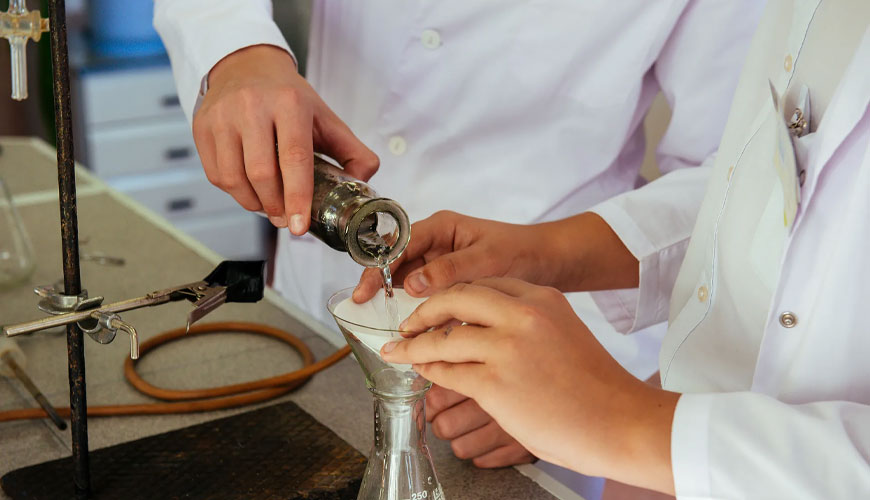 EN ISO 2812-1 Pinturas y barnices. Determinación de la resistencia a ...